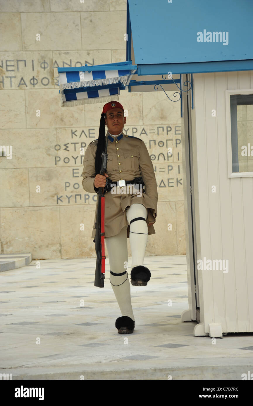 Greek guard outside the Greek parliament Athens Stock Photo - Alamy