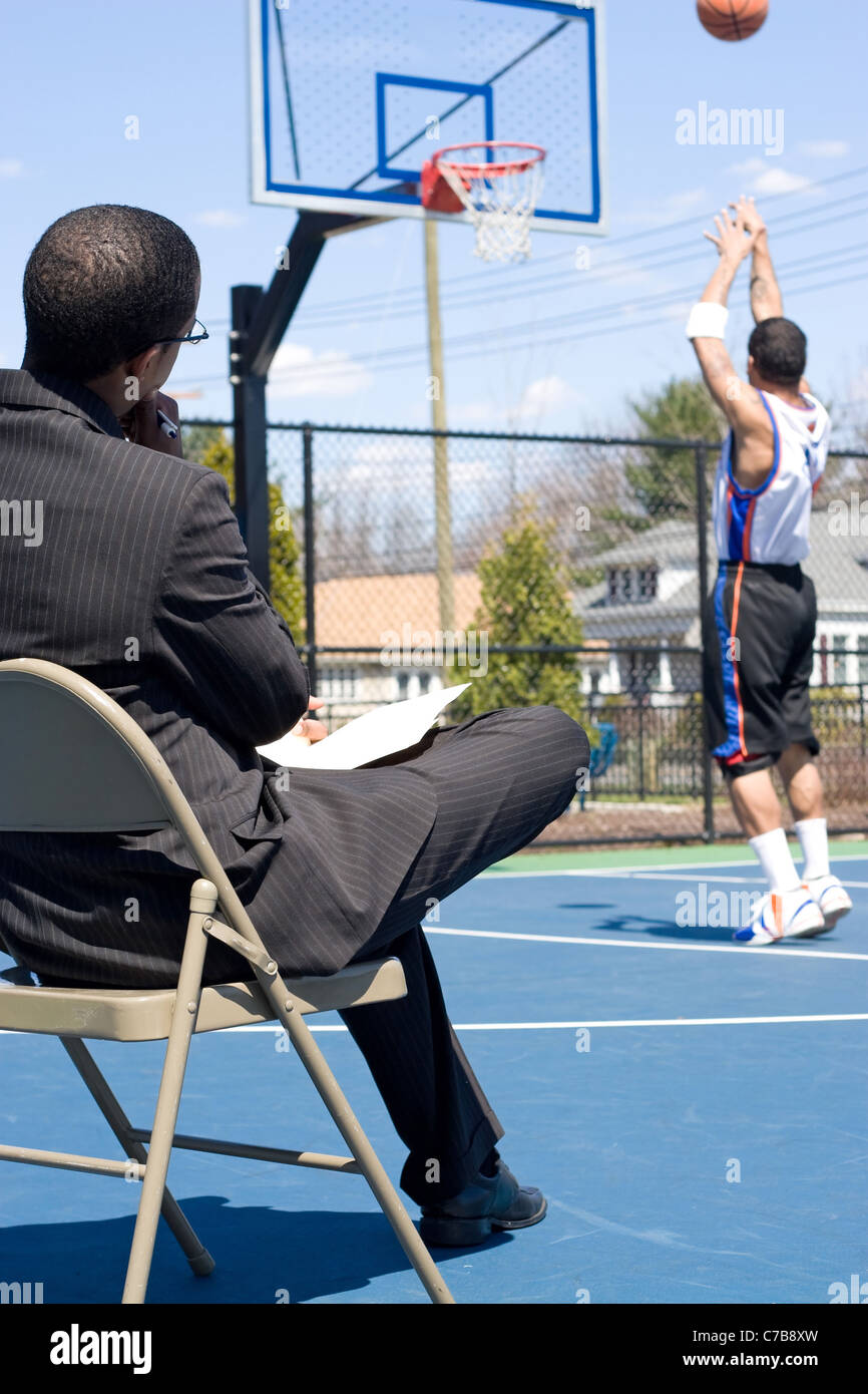 School shirt signing hi-res stock photography and images - Alamy