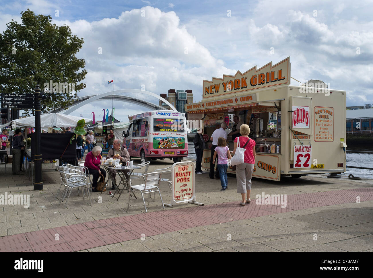 Newcastle Quayside Sunday Market Stock Photo - Alamy