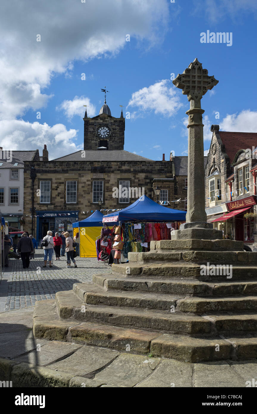 Alnwick Market Square Stock Photo - Alamy