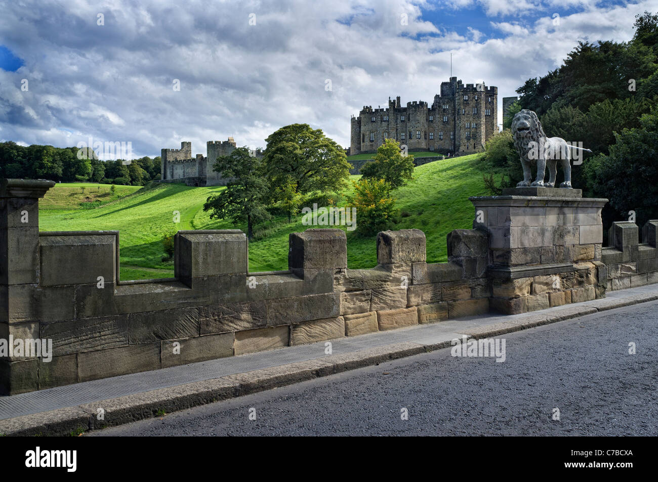 Alnwick castle from the Lion Bridge Stock Photo - Alamy