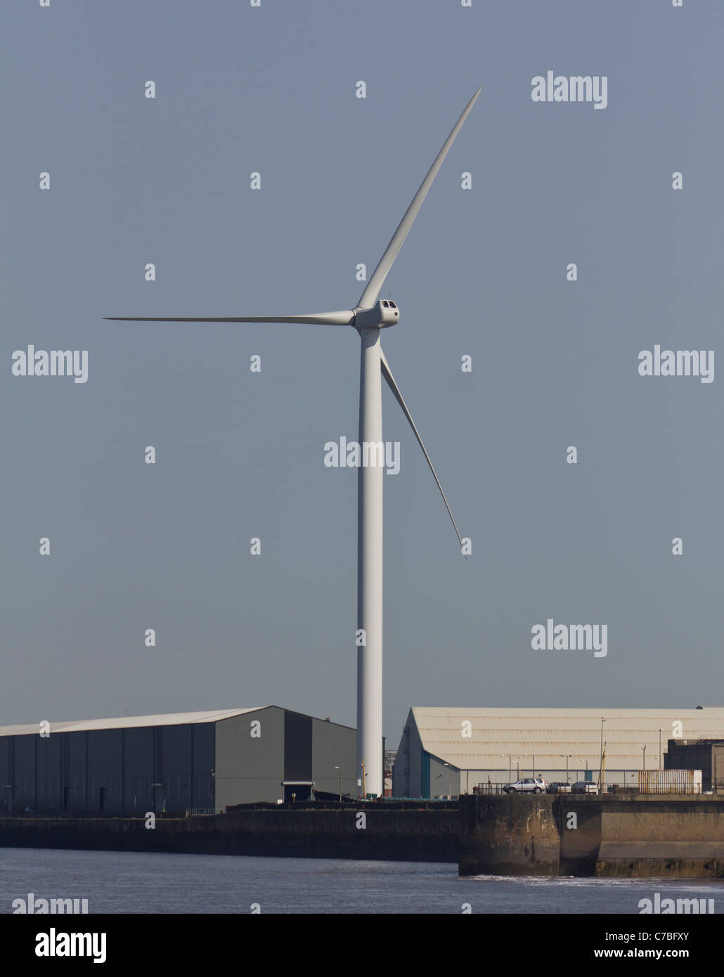 Liverpool coastline hi-res stock photography and images - Alamy