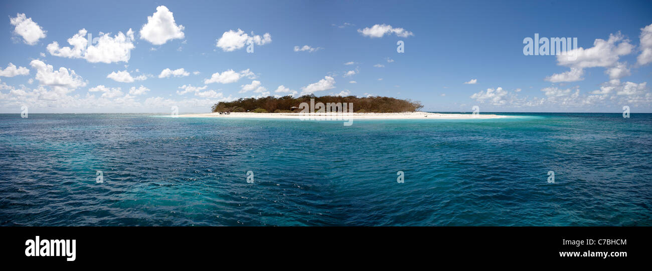 Wilson Island part of the Capricornia Cays National Park Great Barrier ...