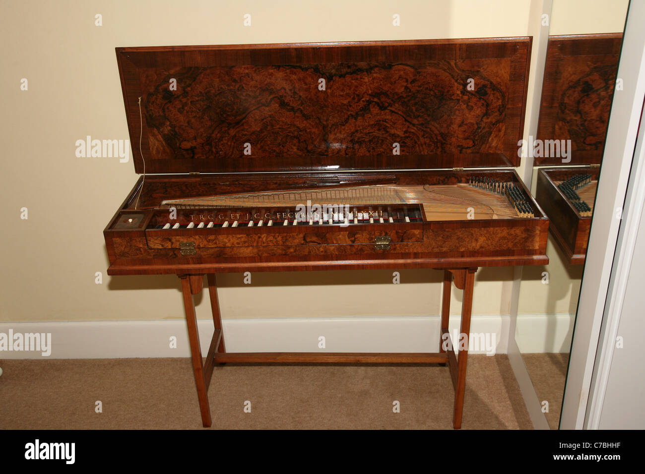 Clavichord hi-res stock photography and images - Alamy