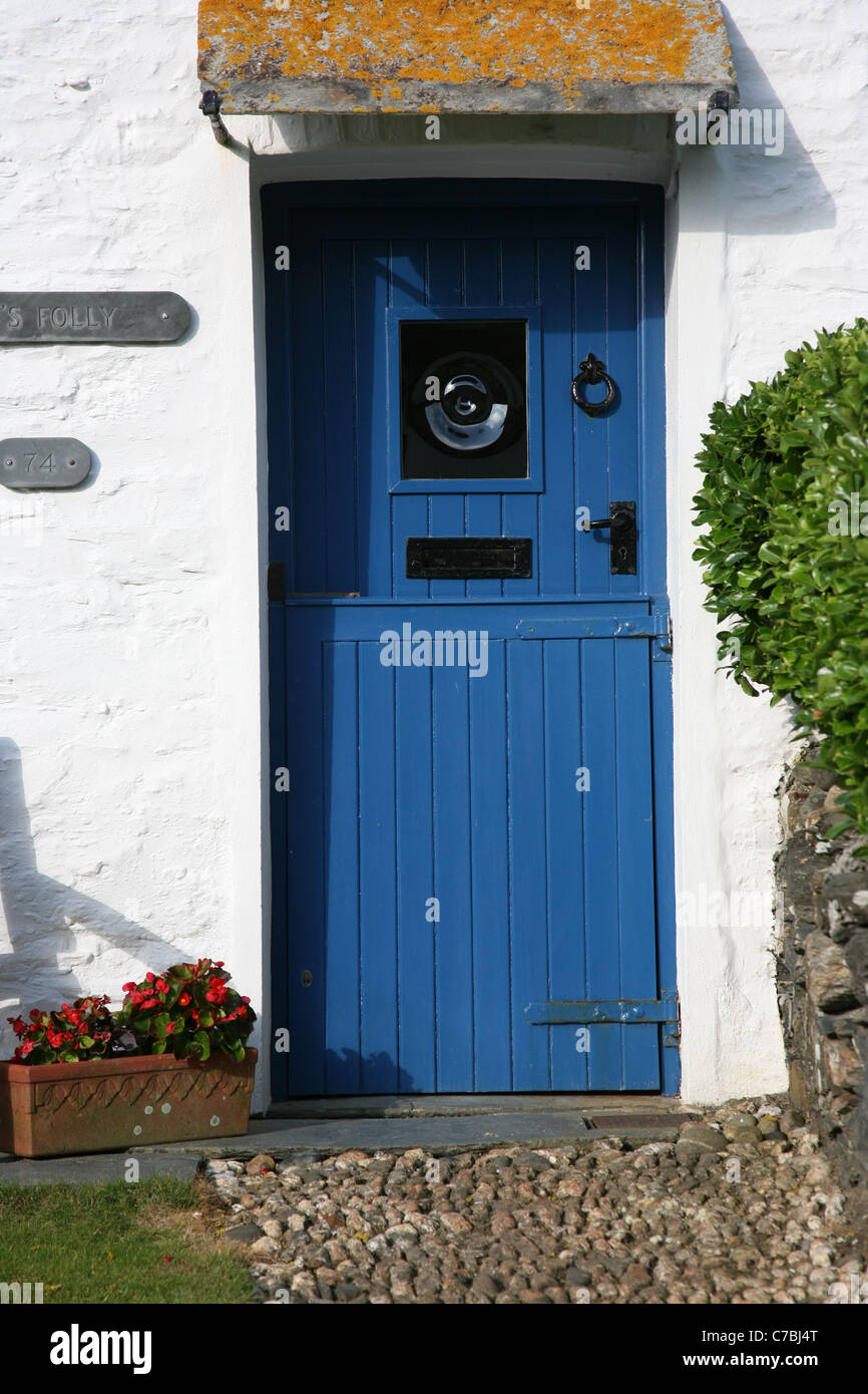 Door threshold paint hi-res stock photography and images - Alamy