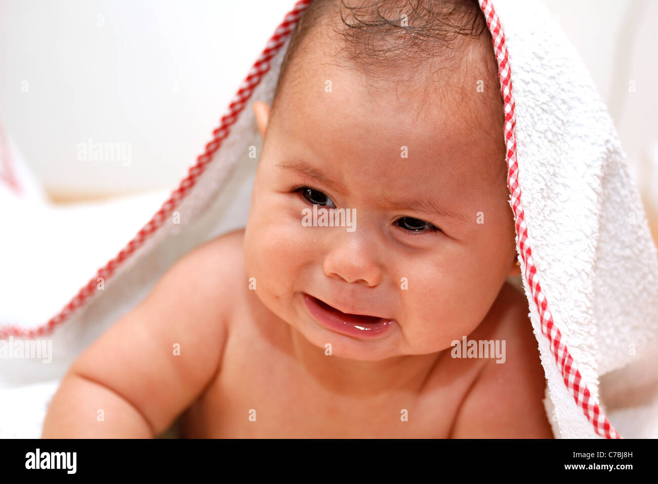 Bath time crying hi-res stock photography and images - Alamy