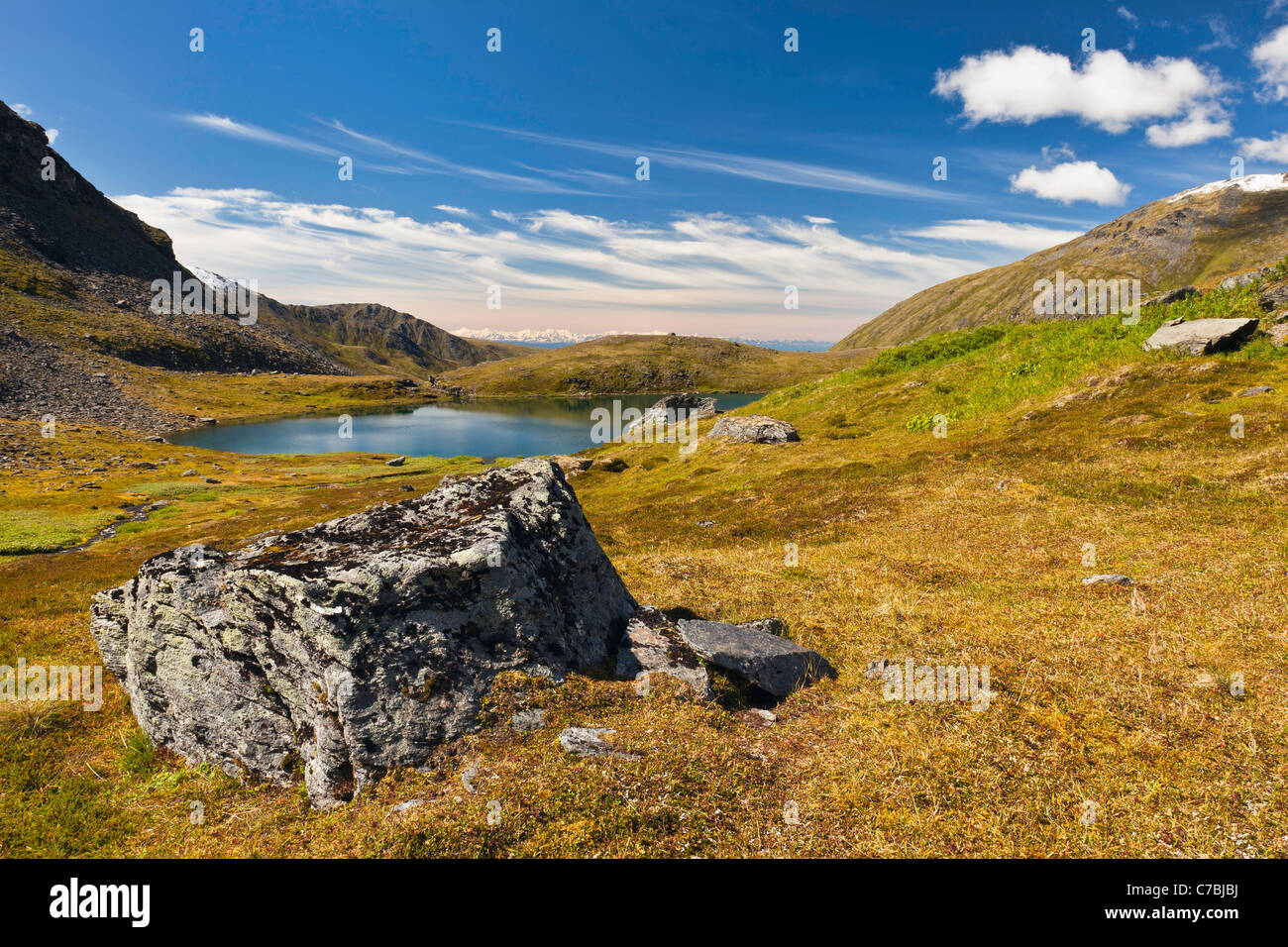 Hatcher pass lake hi-res stock photography and images - Alamy