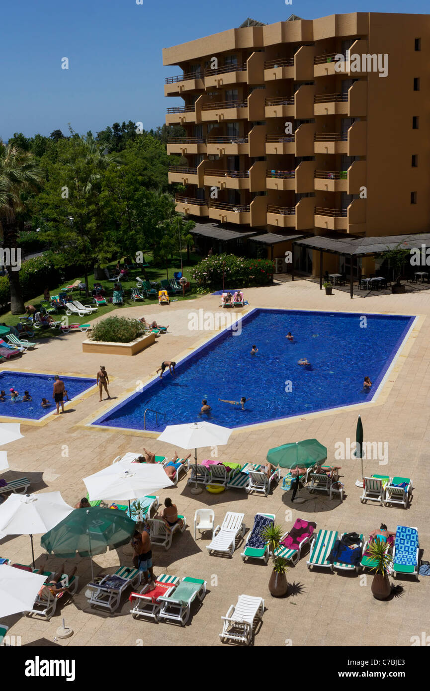 Aerial view of swimming pool hi-res stock photography and images - Alamy