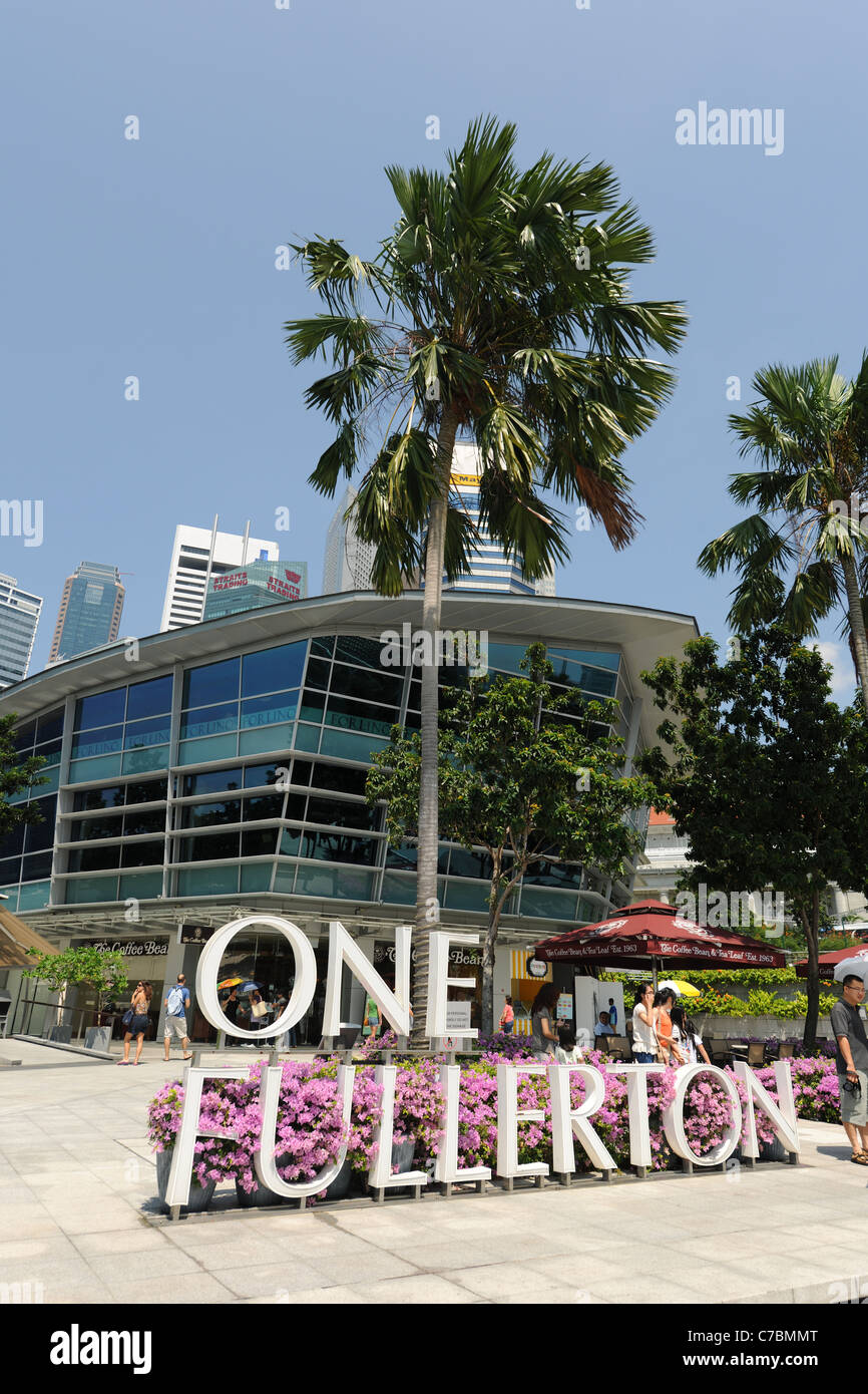 One Fullerton, Singapore Stock Photo - Alamy