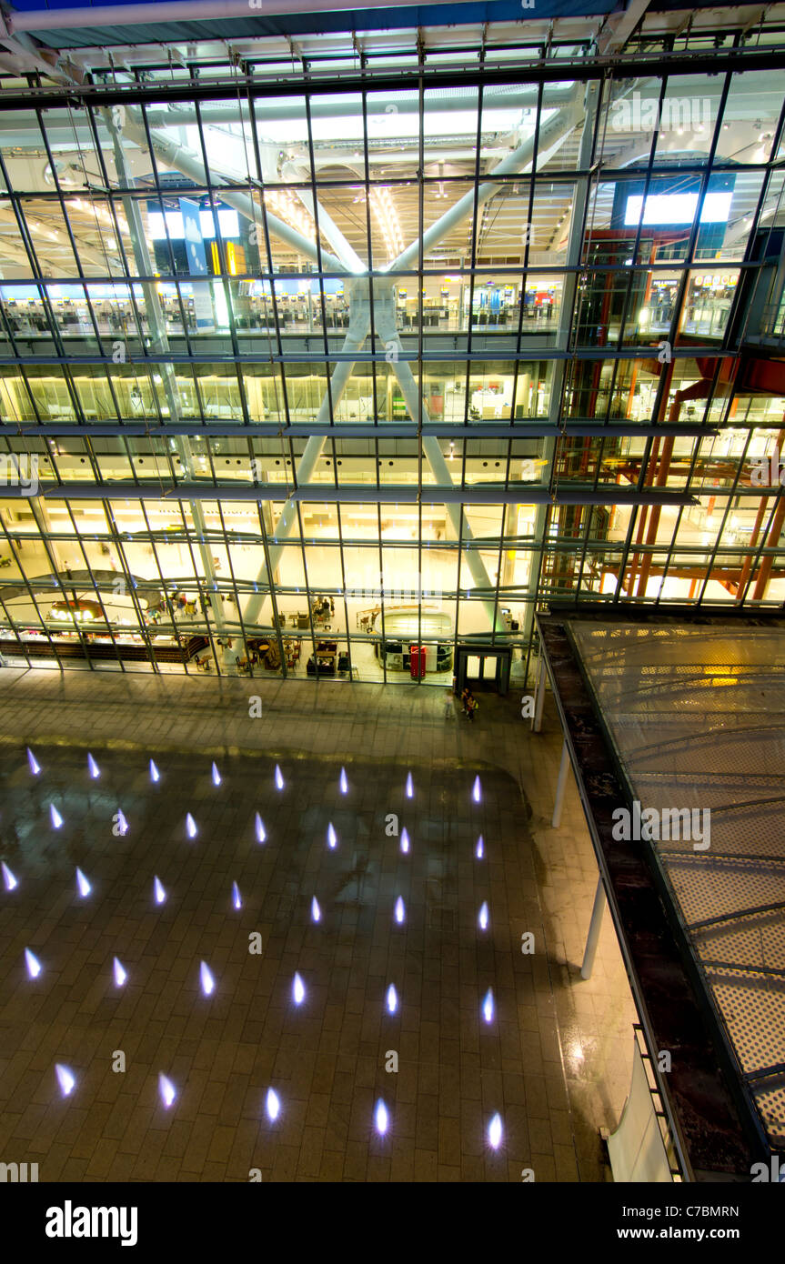 uk, england, Heathrow airport terminal 5 building dusk Stock Photo - Alamy
