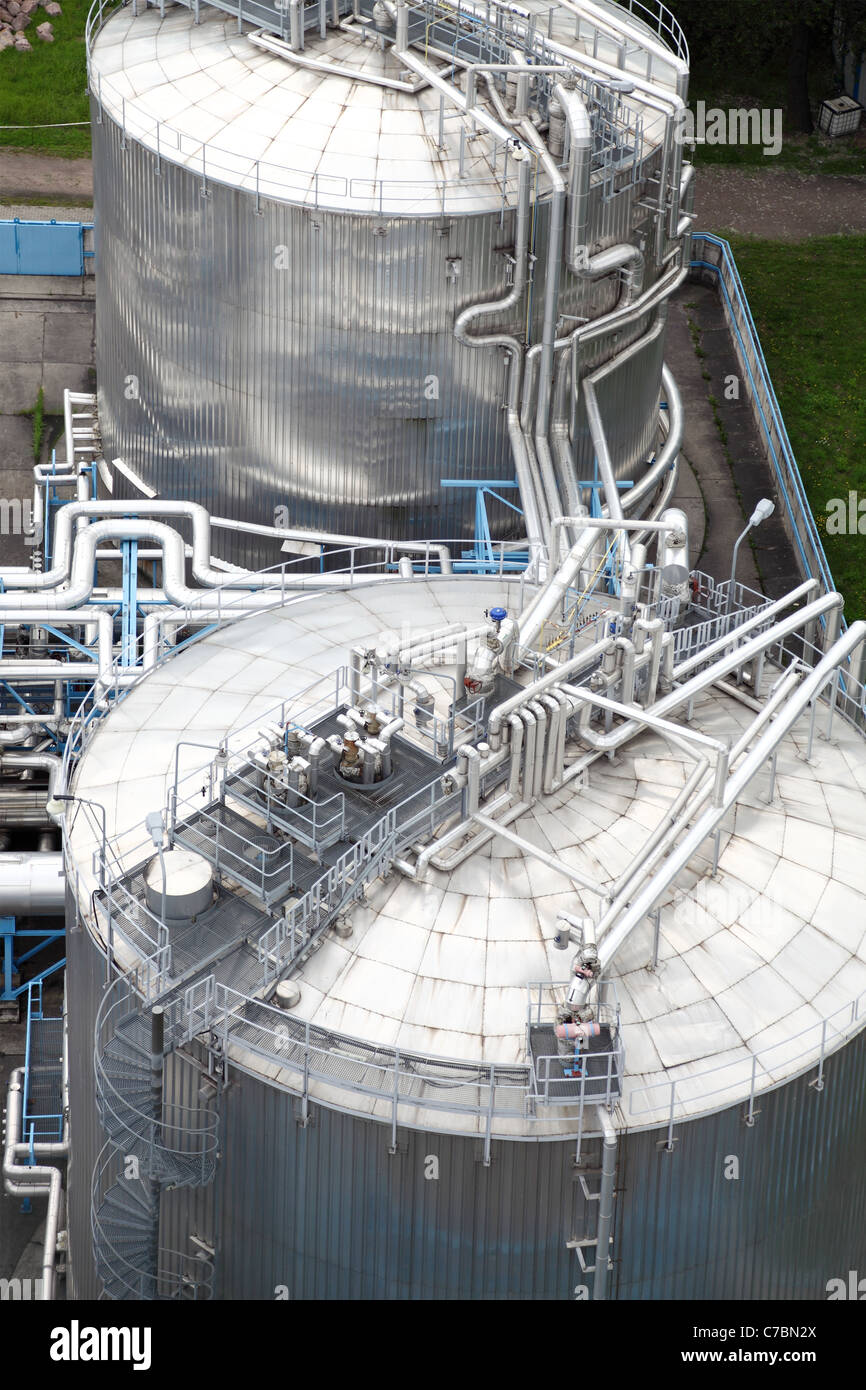 Refinery,Oil industry equipment installation Stock Photo - Alamy