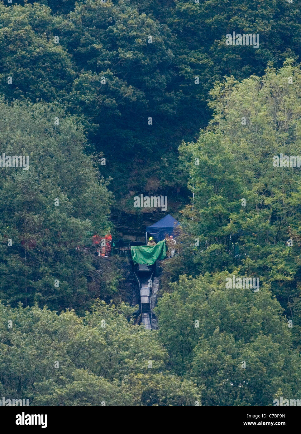 Gleision colliery miners rescue operation hi-res stock photography and ...