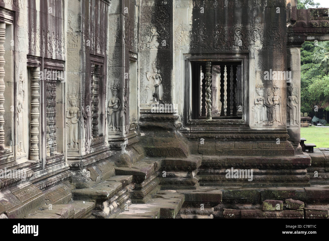 Carvings at Angkor Wat, Cambodia Stock Photo - Alamy