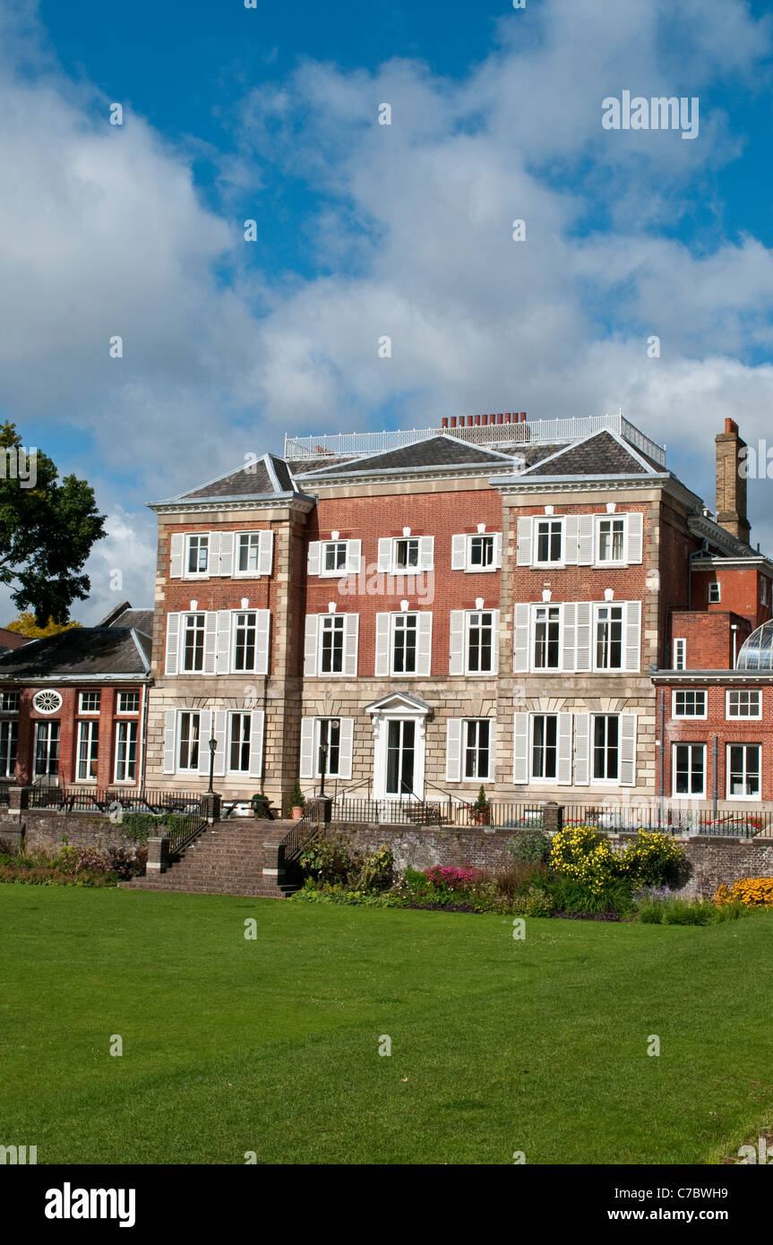 York house twickenham hi-res stock photography and images - Alamy