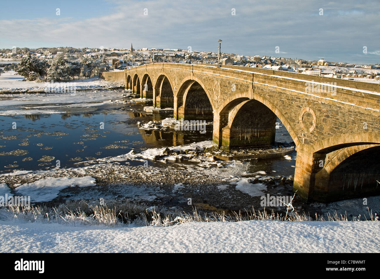 Banff bridge scotland hi-res stock photography and images - Alamy