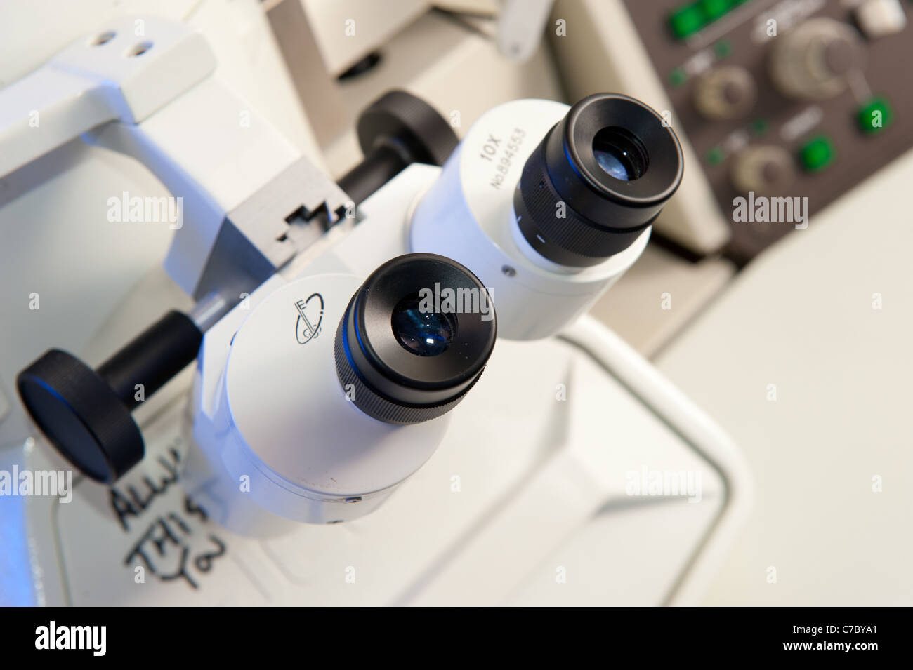 electron microscope in a science lab Stock Photo - Alamy