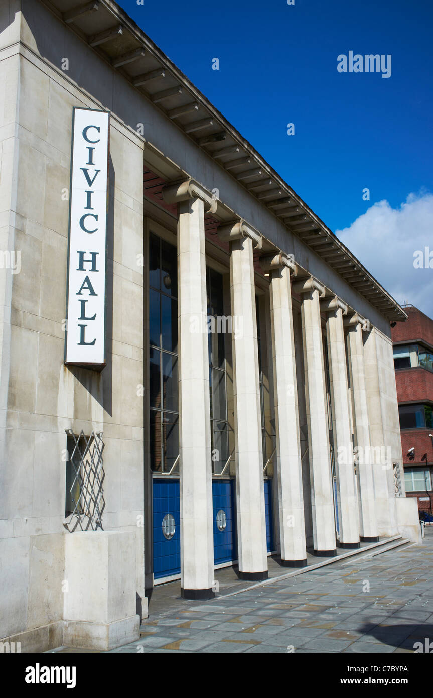 Wolverhampton civic hall hi-res stock photography and images - Alamy