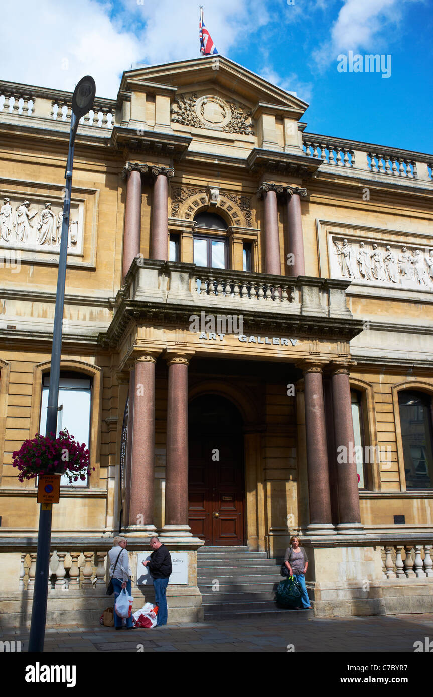 Wolverhampton art gallery hi-res stock photography and images - Alamy