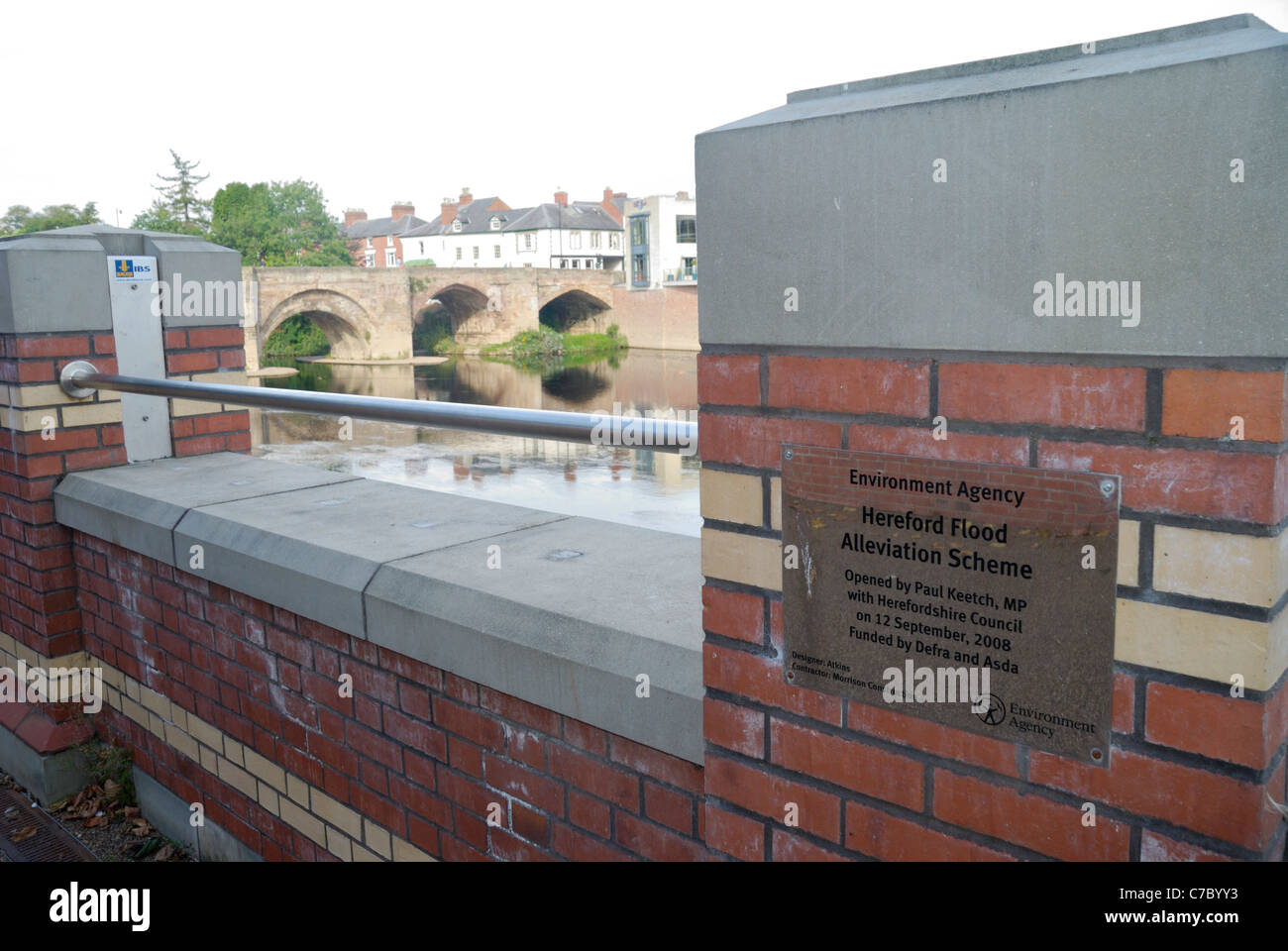 Environment Agency flood defences over the River Wye in Hereford ...