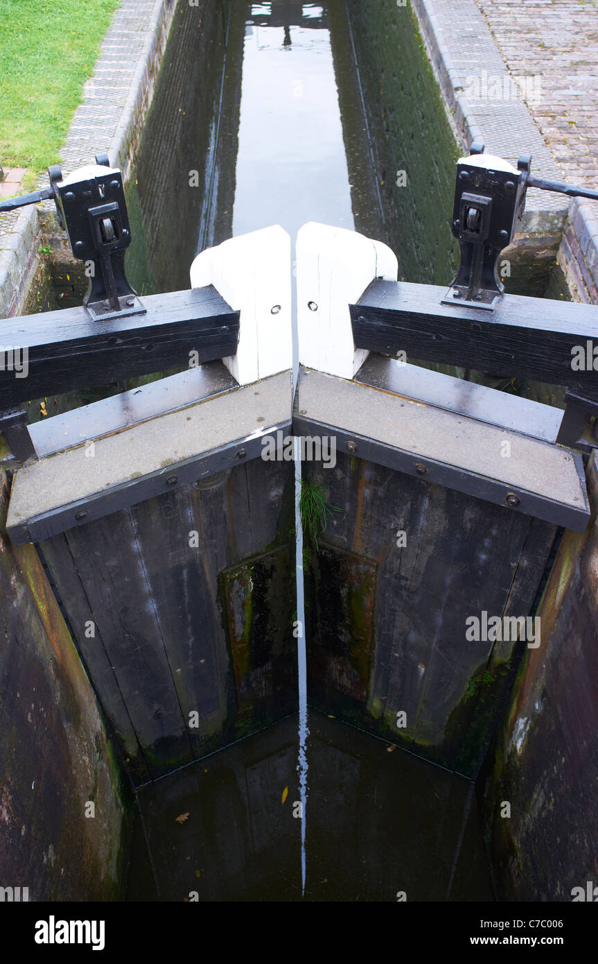 Awbridge lock hi-res stock photography and images - Alamy