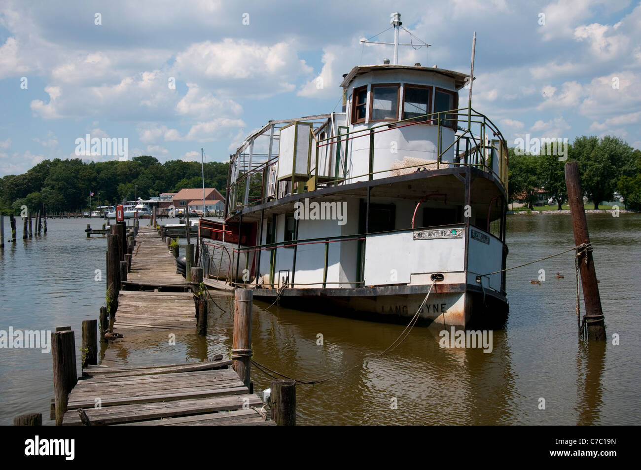 An abandoned boatyard on Back River in Essex, Baltimore Maryland USA ...