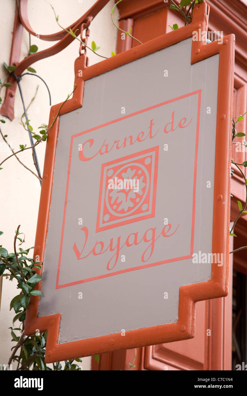 Carnet de Voyage Shop Sign, Arles, France Stock Photo - Alamy