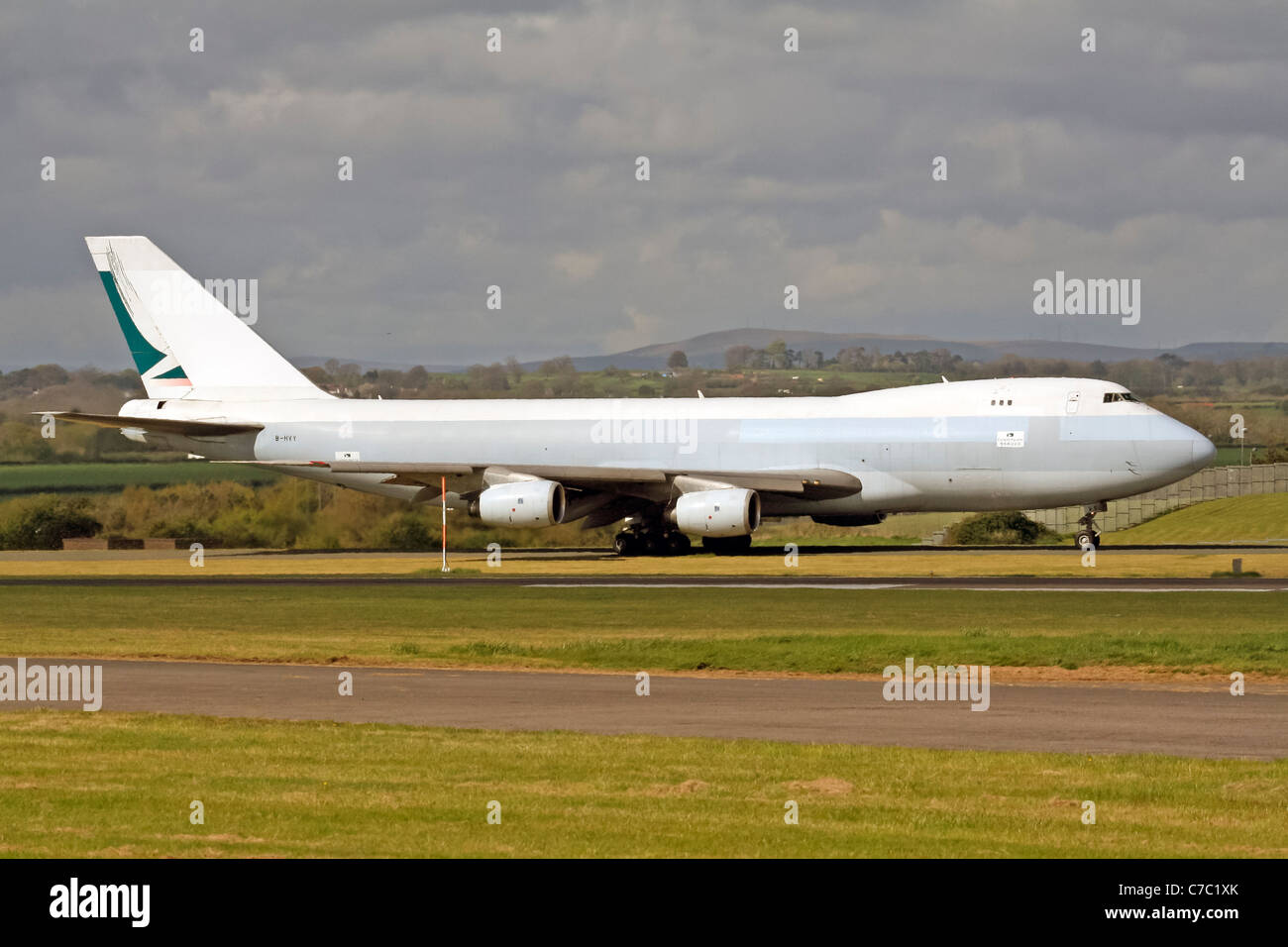 Aircraft scrapping hi-res stock photography and images - Alamy