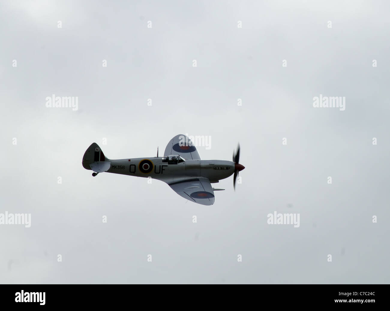 Spitfire aircraft hi-res stock photography and images - Alamy