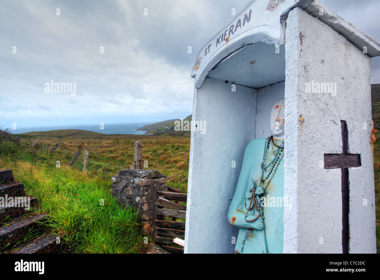 Holy well ireland hi-res stock photography and images - Alamy