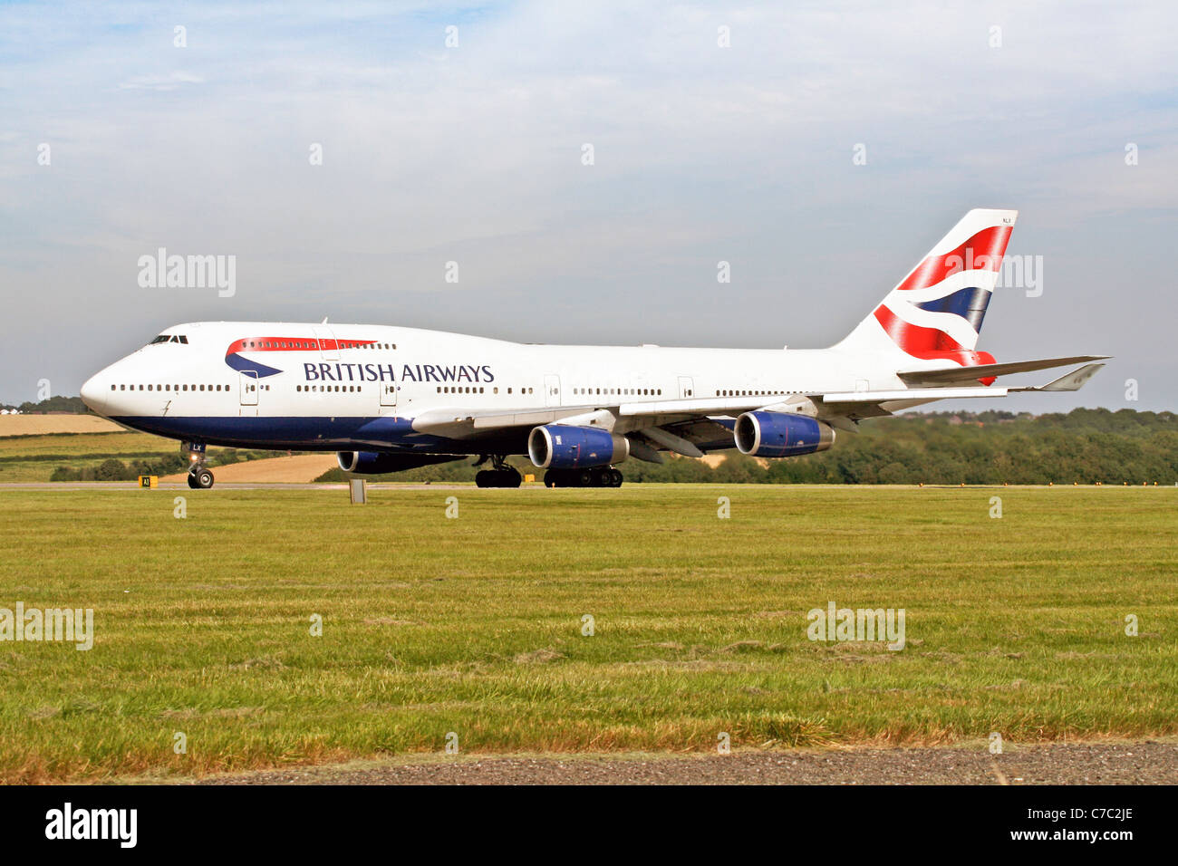 British airways 747 hi-res stock photography and images - Alamy