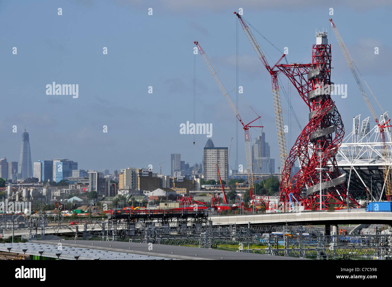 ArcelorMittal Orbit tower construction site for 2012 London Olympic ...