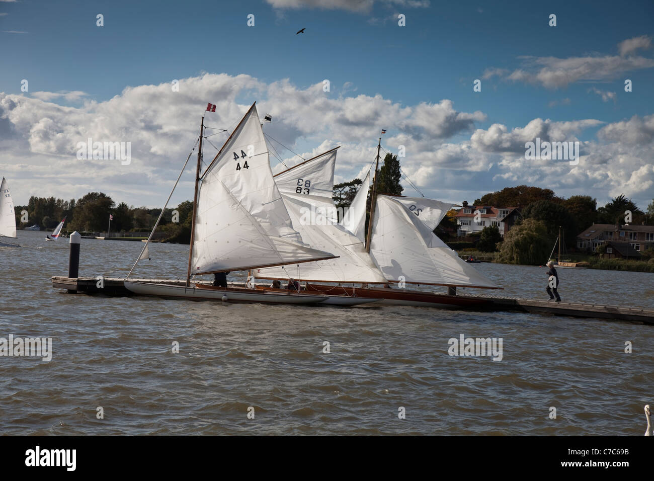 Oulton broad lock hi-res stock photography and images - Alamy