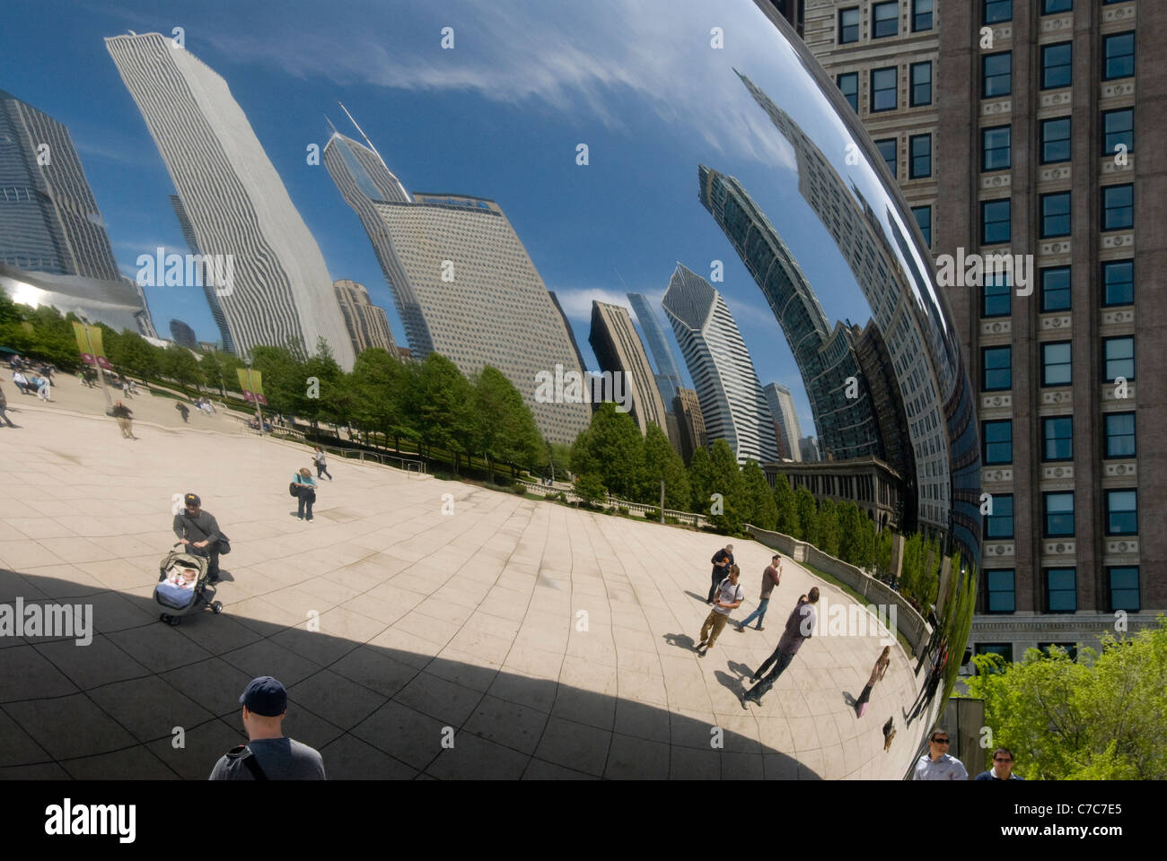 "Cloud Gate" sculpture, also called "The Bean", Millennium Park ...