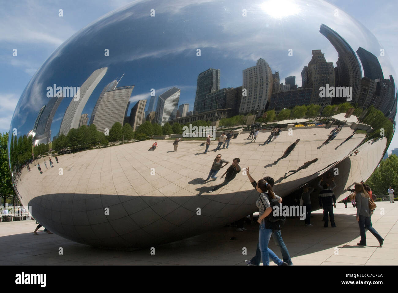 "Cloud Gate" sculpture, also called "The Bean", Millennium Park ...