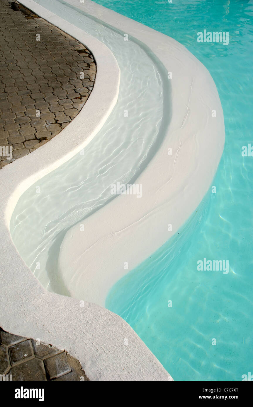 Curve of a swimming pool Stock Photo - Alamy