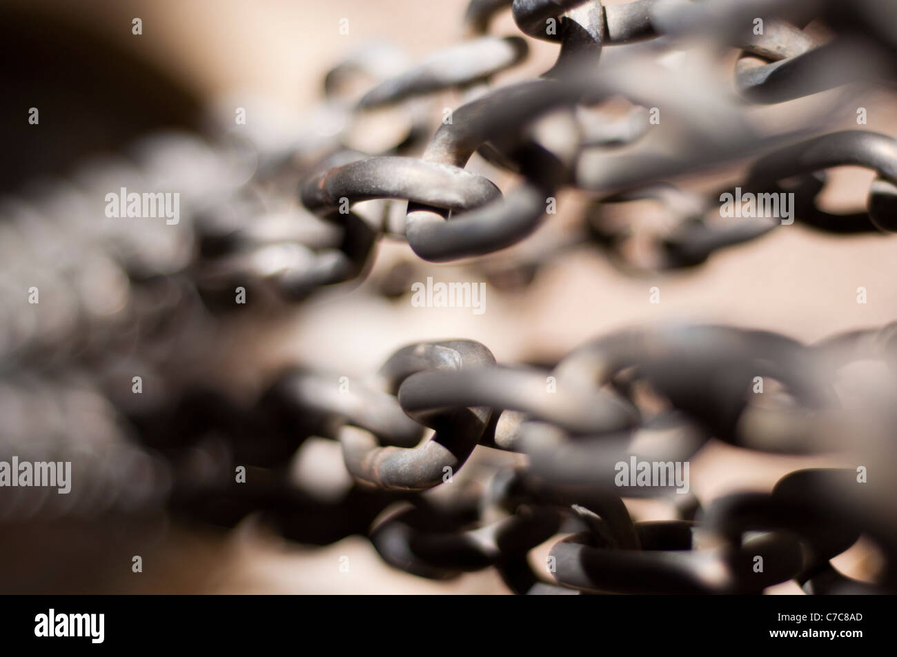 Strong links hi-res stock photography and images - Alamy