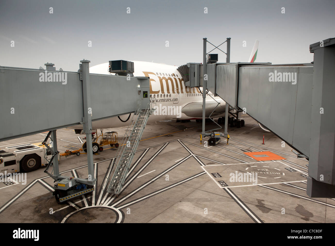 Airbus a380 emirates bridge hi-res stock photography and images - Alamy