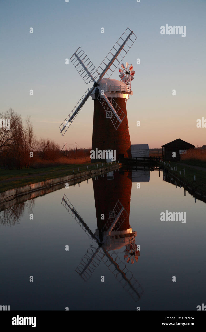 Horsey windpump norfolk sunset hi-res stock photography and images - Alamy