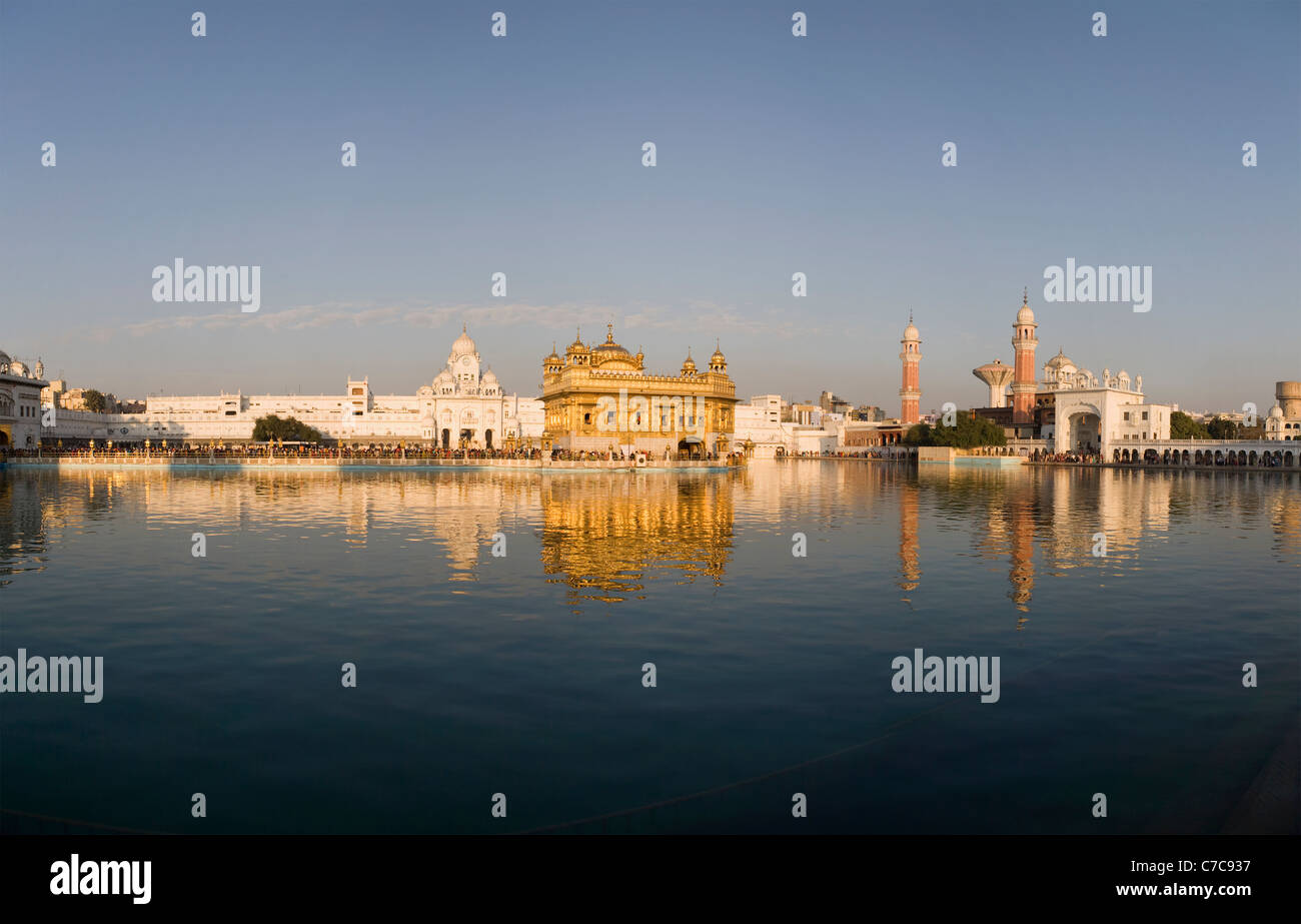Panoramic view of sunset at the Sikh Golden Temple in the city of ...