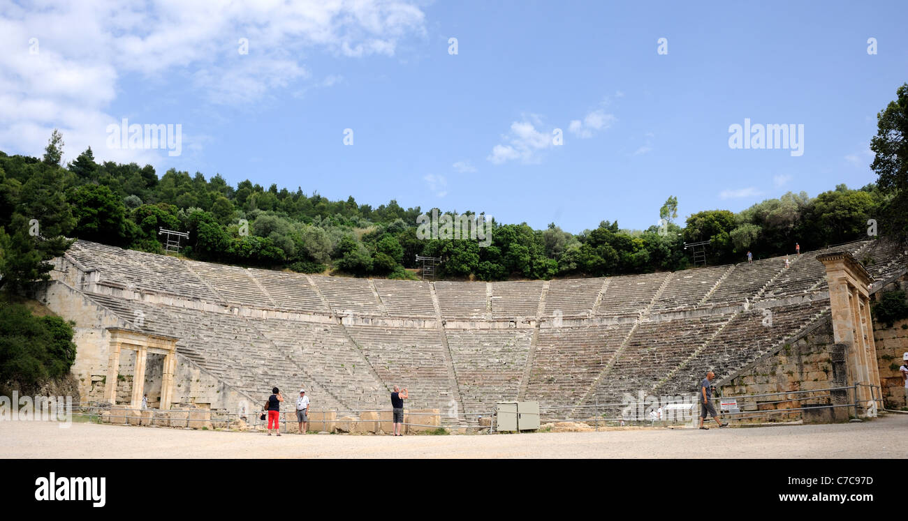 Amphitheater amphitheatre architecture hi-res stock photography and ...