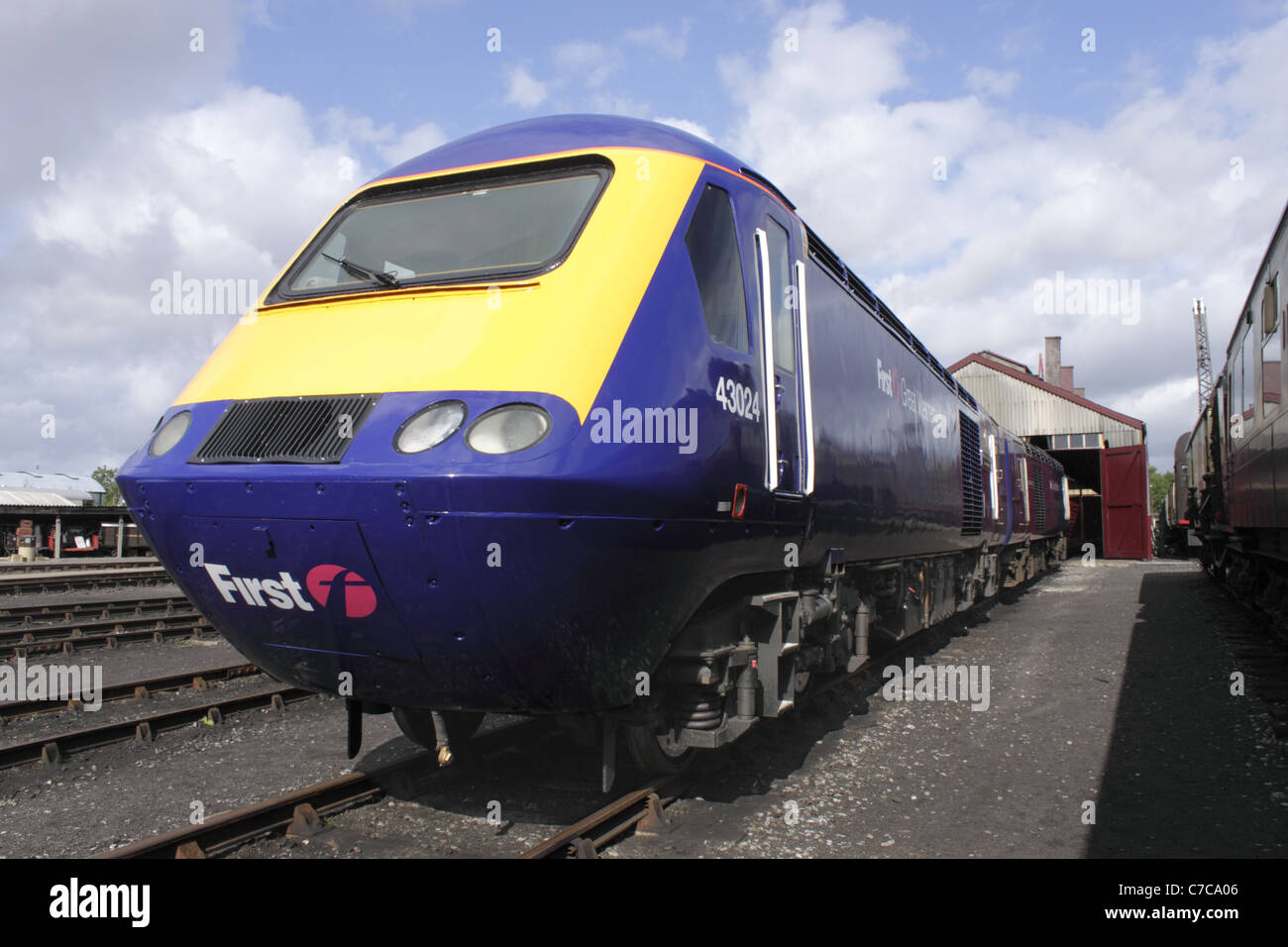 First Great Western HST 125 at Didcot Railway Centre September 2011 ...