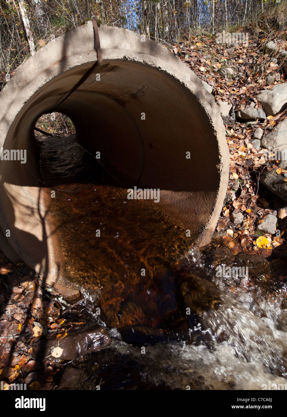 Concrete culvert hi-res stock photography and images - Alamy
