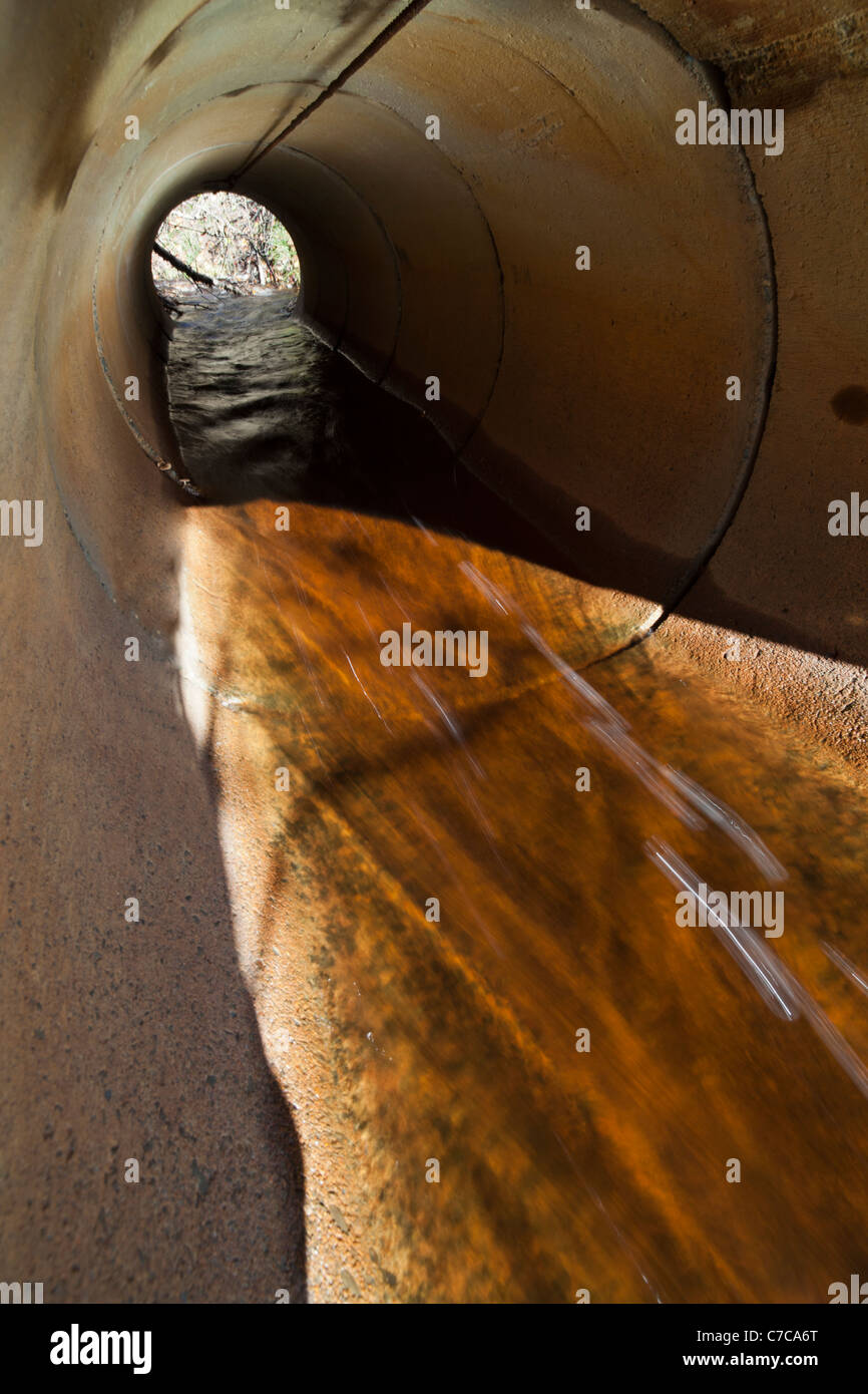 Concrete culvert hi-res stock photography and images - Alamy