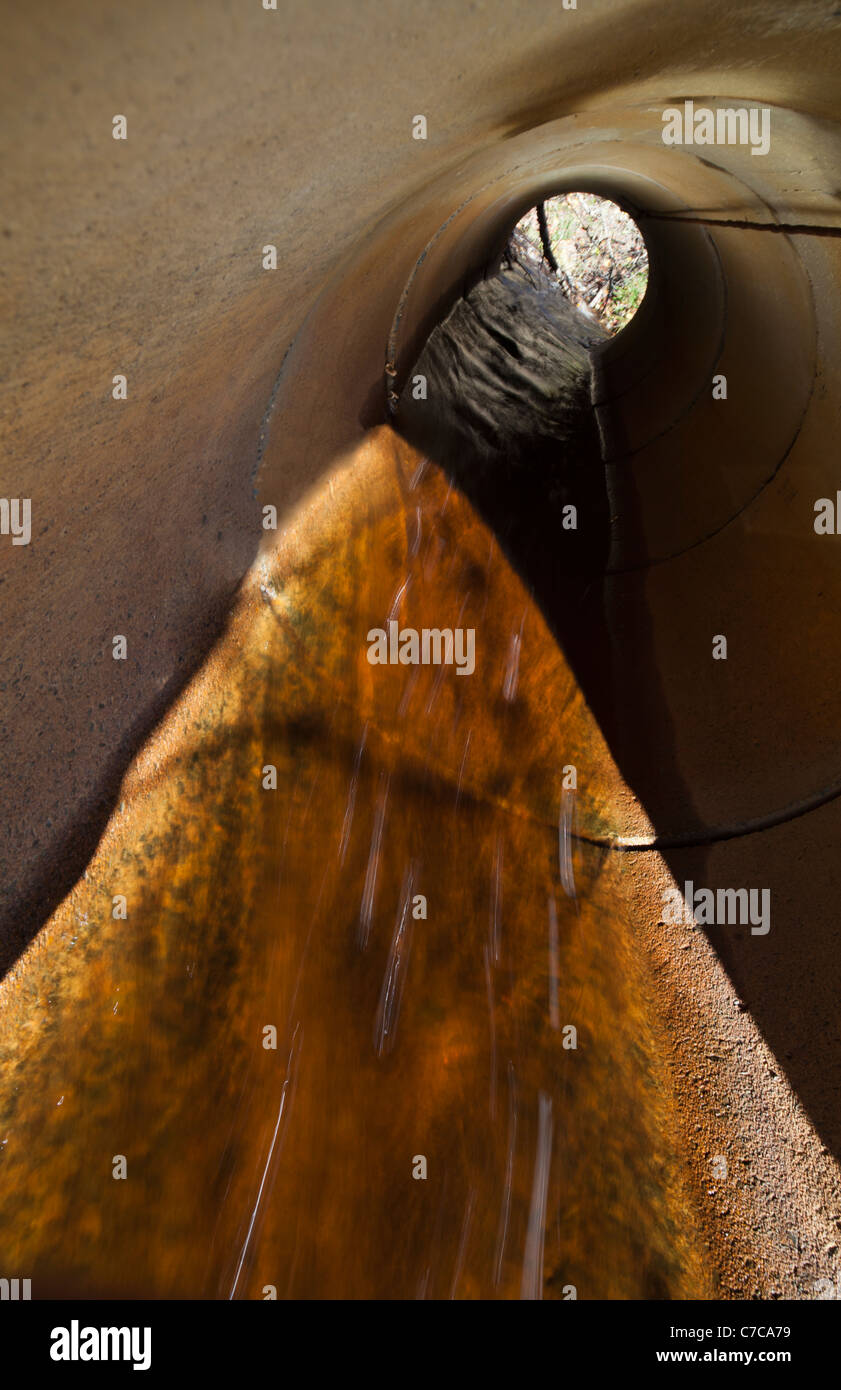 Concrete culvert hi-res stock photography and images - Alamy