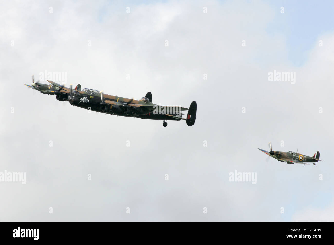Spitfire and lancaster hi-res stock photography and images - Alamy