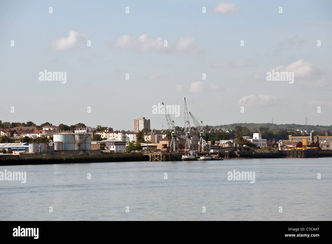 The Kent bank of the River Thames Stock Photo - Alamy