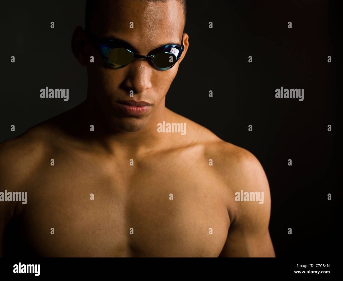 Muscular male swimmer wearing swim hi-res stock photography and images ...