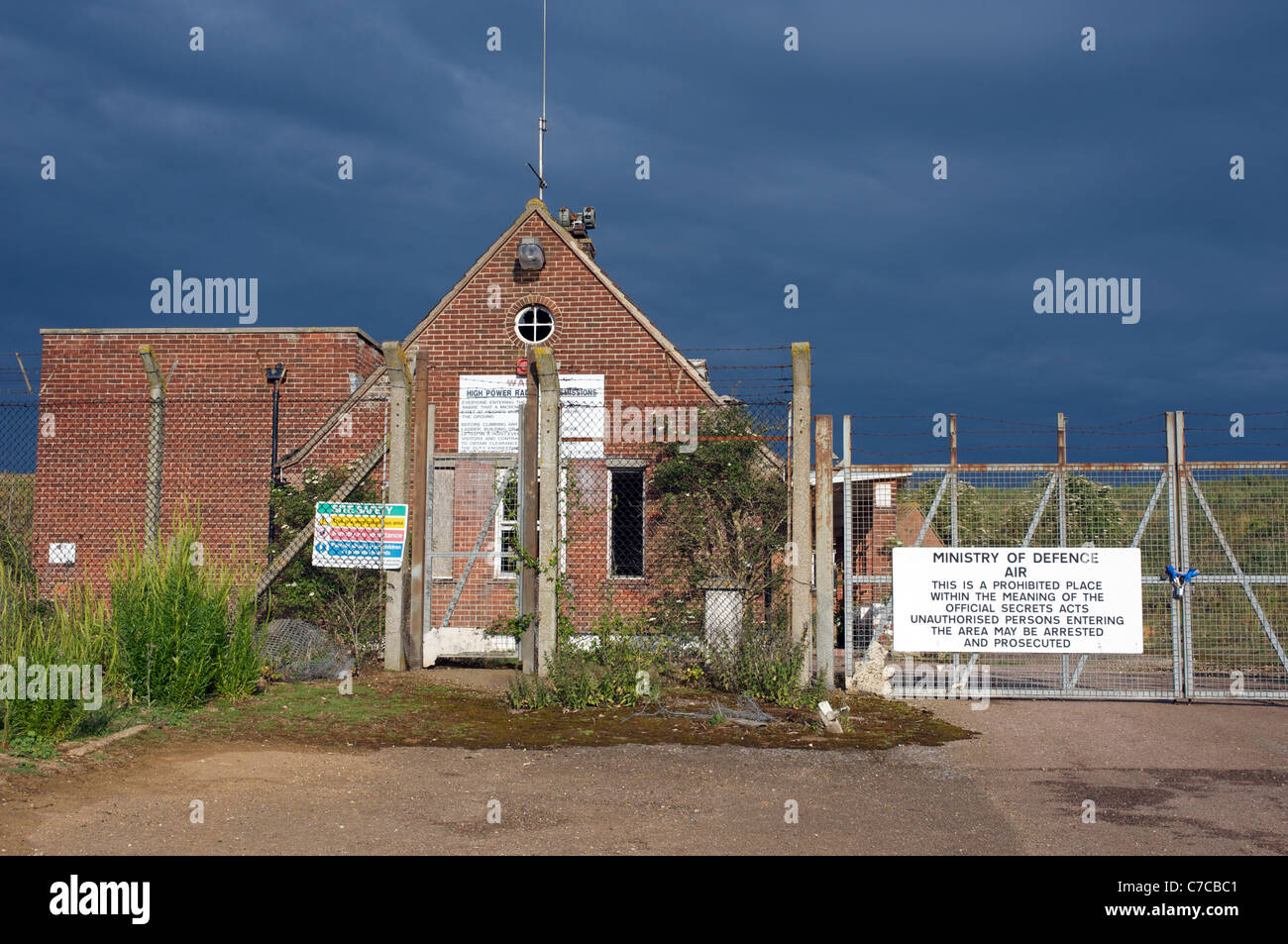 Cold war radar base hi-res stock photography and images - Alamy