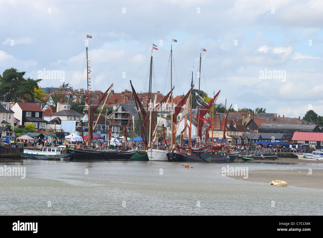 Maldon essex boats hi-res stock photography and images - Alamy