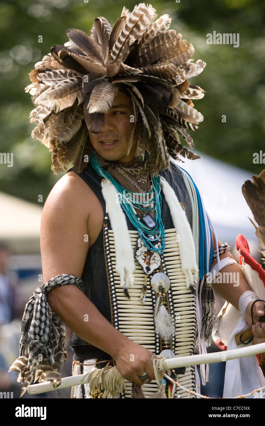 London, Canada - September 17, 2011: A First Nations Canadian wearing ...